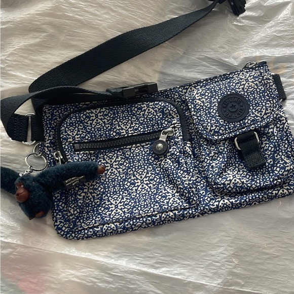 Kipling | Bags | Kiplings Fanny Bag | Poshmark